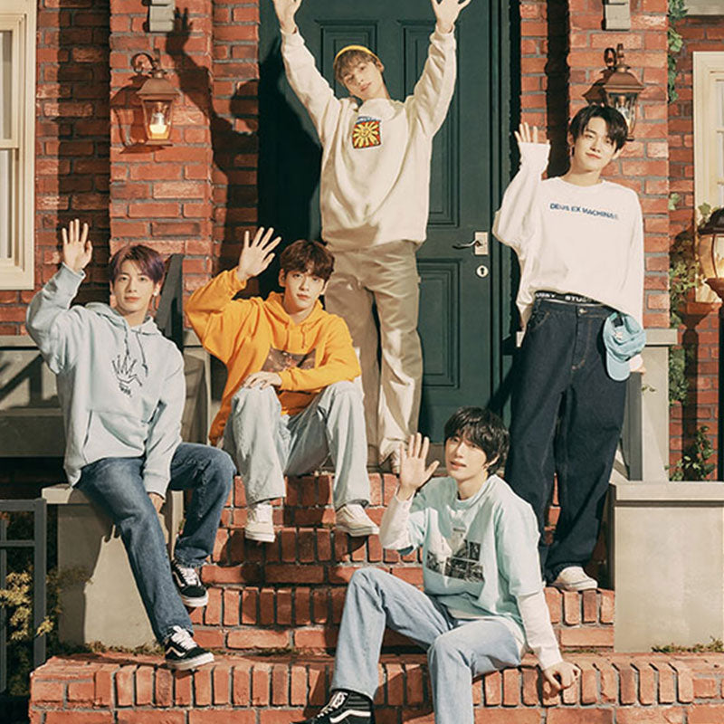 TXT BEOMGYU HUENINGKAI WOODIE FLOWER SWEATER – IDOLS FASHION